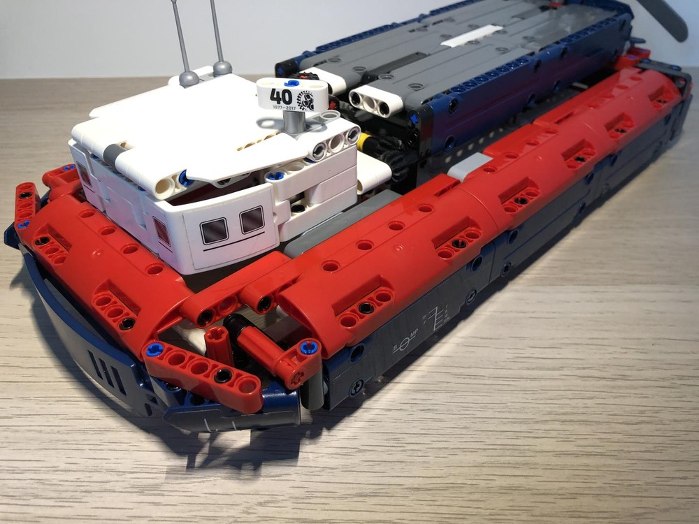 LEGO MOC 42064 Hovercraft by DJLF | Rebrickable - Build with LEGO