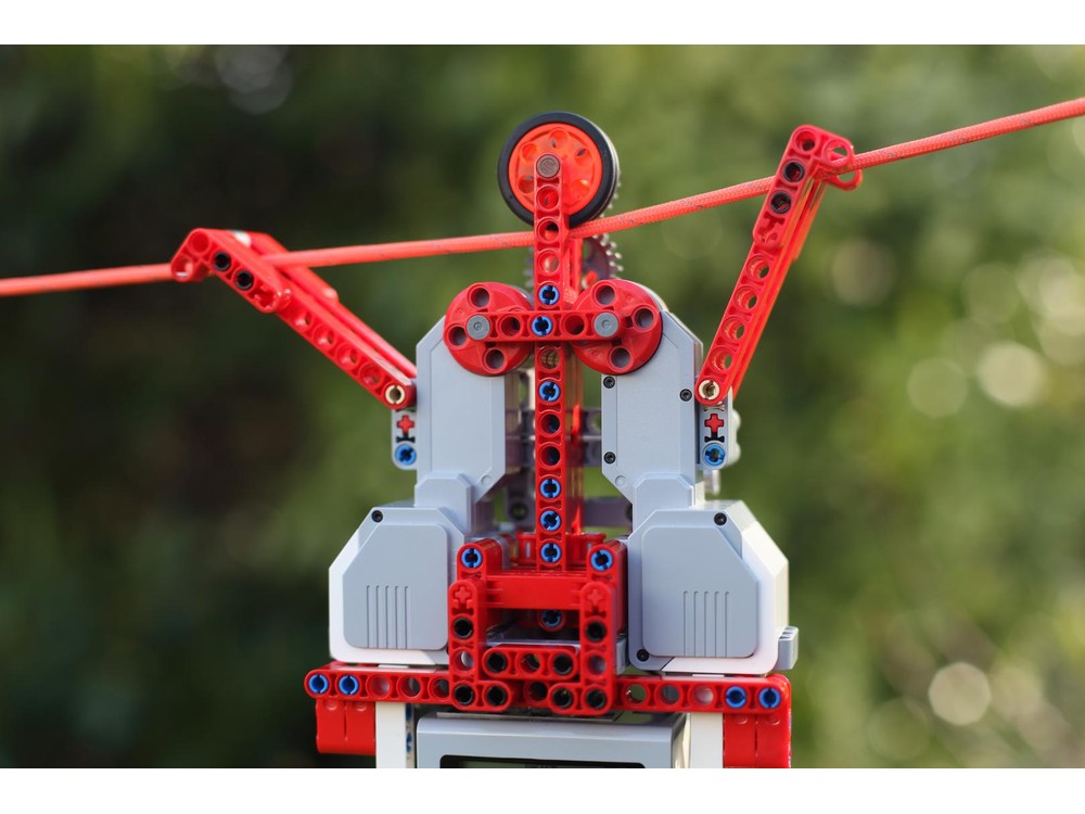 LEGO MOC Rope Slid3r by hugbug | Rebrickable - Build with LEGO