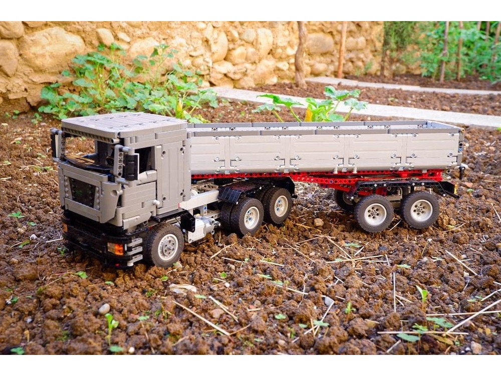 LEGO MOC MAN TGS TRUCK by Technic_Fox.it | Rebrickable - Build with LEGO