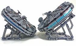 LEGO MOC-10219 Efferman's Vertical Stand for Millennium Falcon 75192 ...