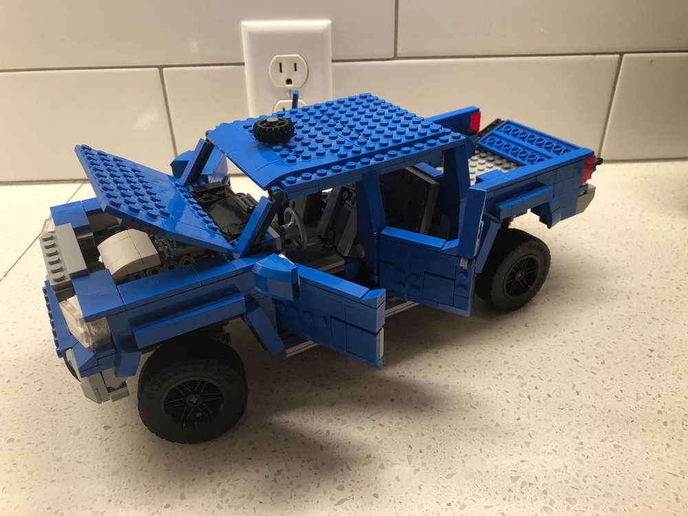 LEGO MOC 31070+5893 Toyota Tundra by Turbo8702 | Rebrickable - Build ...