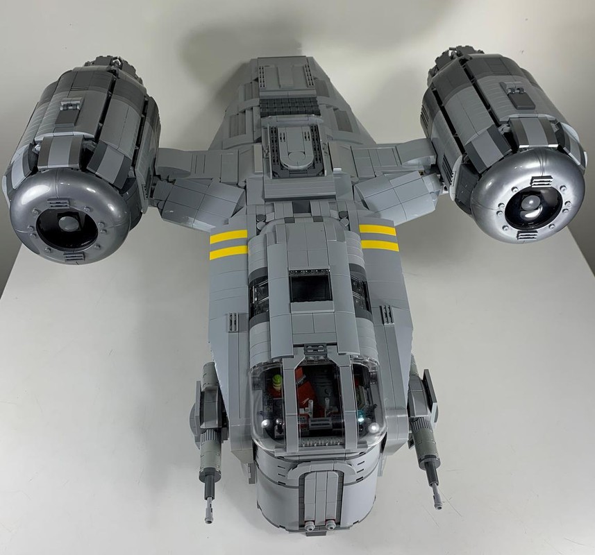 LEGO MOC UCS Razor Crest by Papaglop by papaglop | Rebrickable - Build ...