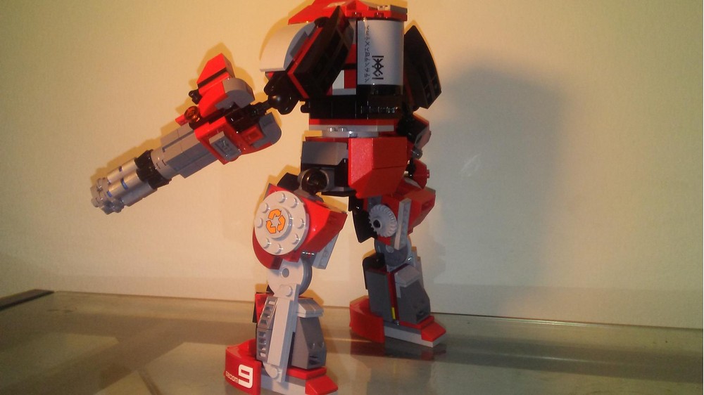 LEGO MOC Fire Mech Alt Build by beezysmeezy | Rebrickable - Build with LEGO