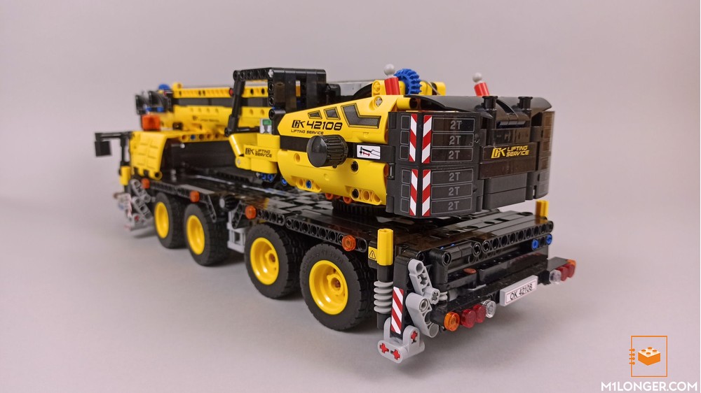 LEGO MOC 42108 Upgraded Carrier by M_longer | Rebrickable - Build with LEGO
