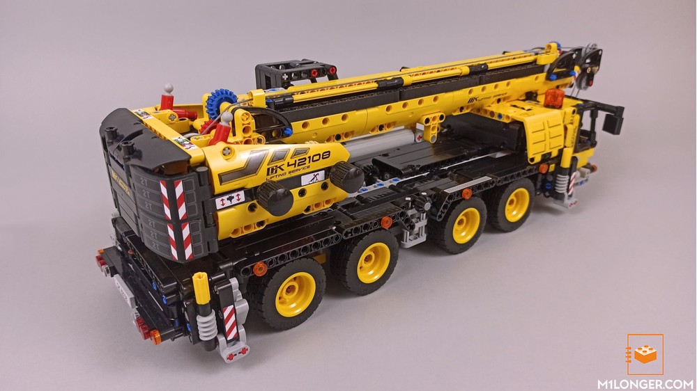 LEGO MOC 42108 Upgraded Carrier by M_longer | Rebrickable - Build with LEGO