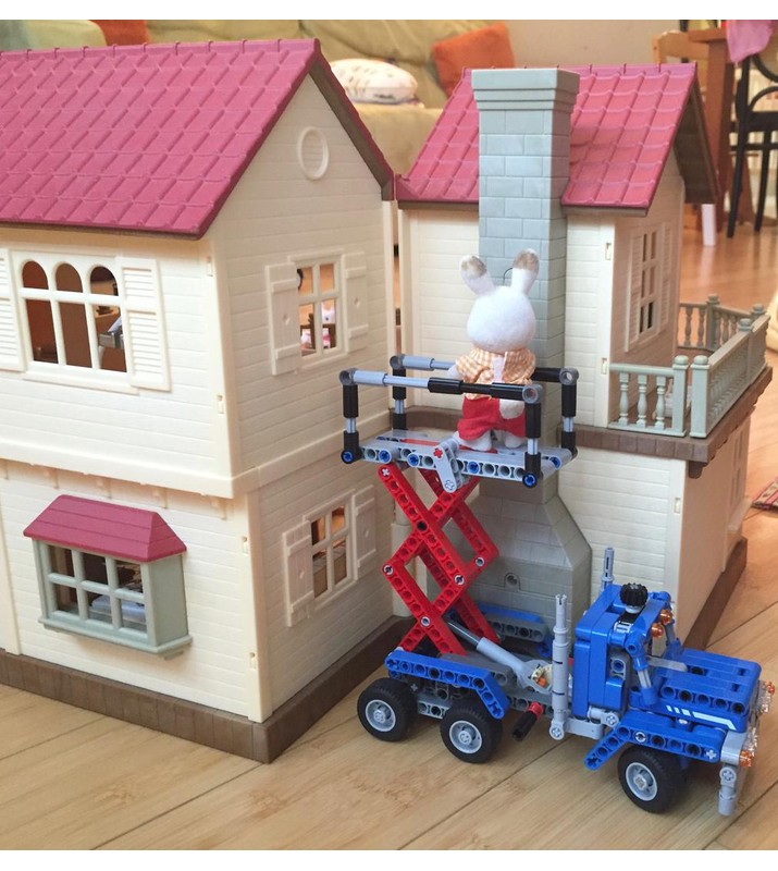 Lego Moc Scissor Lift Truck By Pld Rebrickable Build With Lego