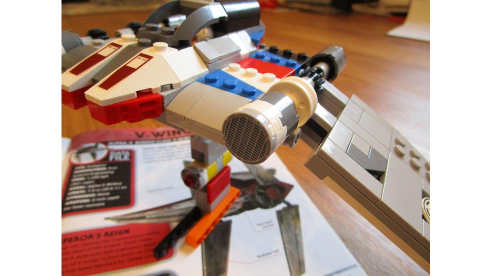 LEGO MOC Minifigure-scale V-19 Torrent starfighter by Nilsson LEGO ...