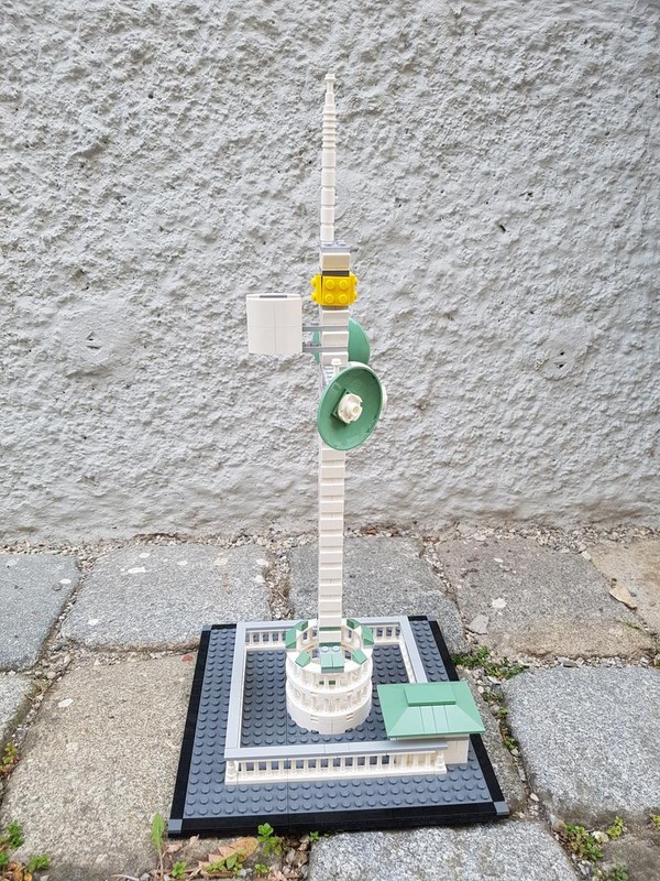 LEGO MOC 5G Transmission Tower by DrPhil | Rebrickable - Build with LEGO