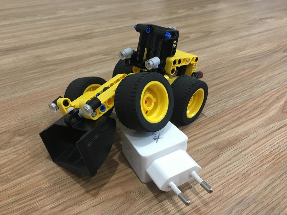 Lego Moc Front Loader By Ngotronghieu118 Rebrickable Build With Lego