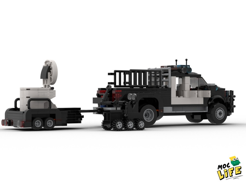 LEGO MOC Ford F-450 quad cab dually with anti-bomb robot by MocLife ...