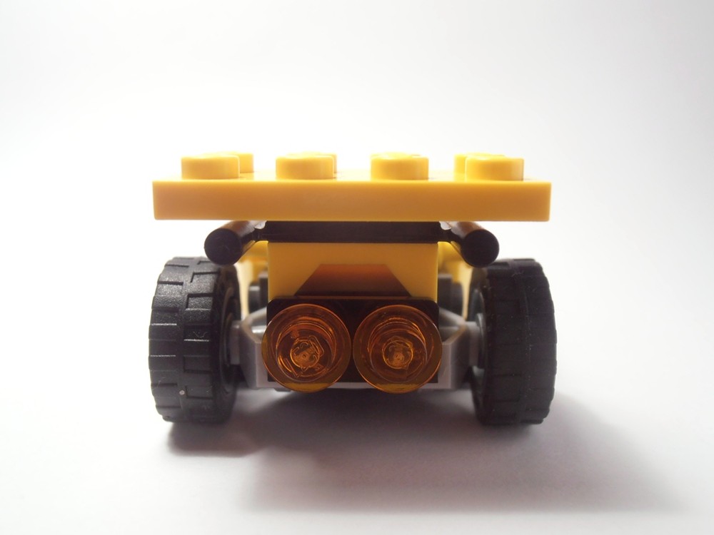 LEGO MOC 31041 F1 Car by PeterSzabo | Rebrickable - Build with LEGO