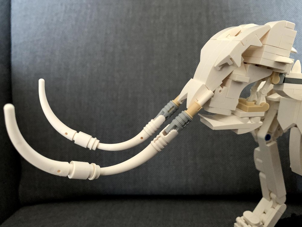 LEGO MOC Mammoth fossil by tobias79 | Rebrickable - Build with LEGO