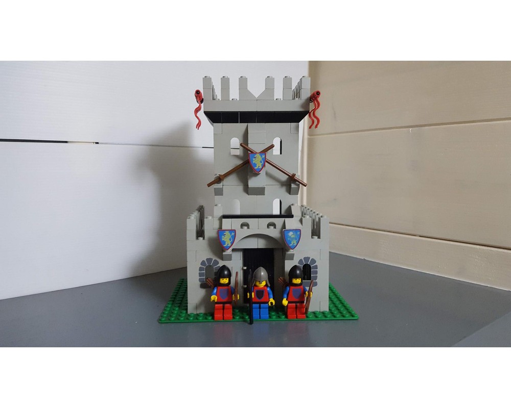 LEGO MOC Outpost - Alternative build 4 Lego Set 6080 King's Castle by ...