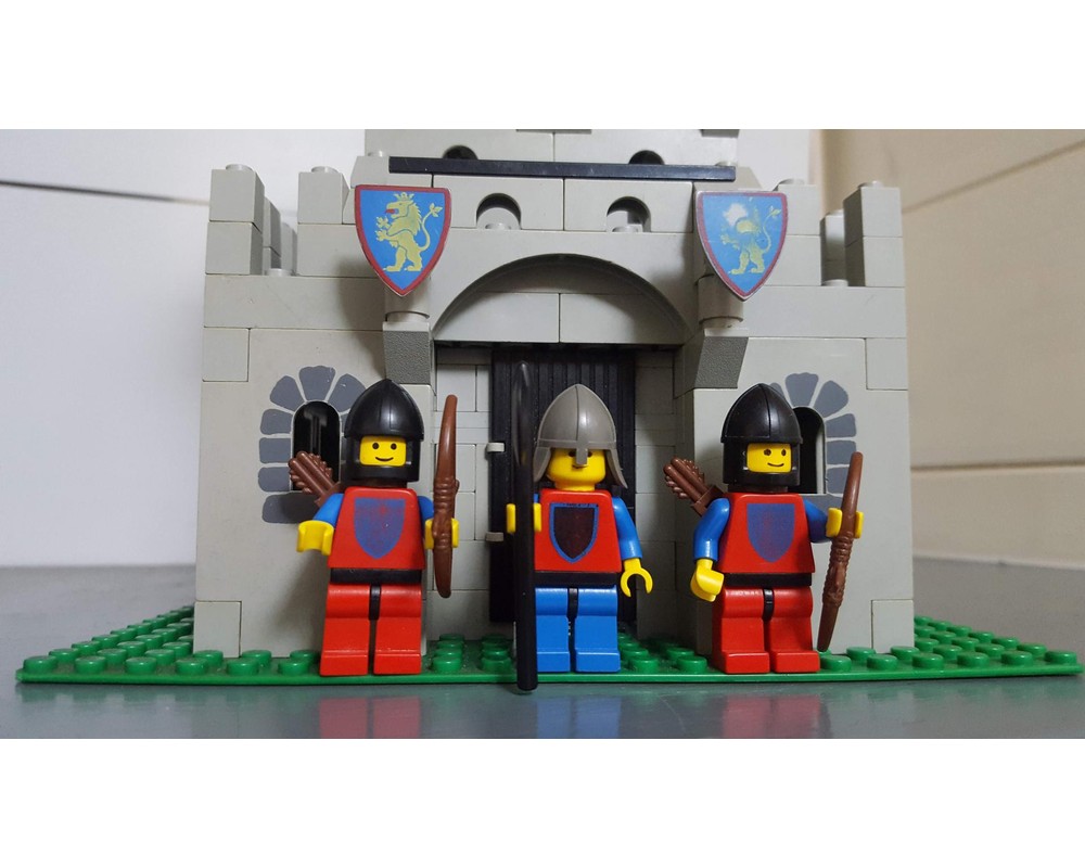 LEGO MOC Outpost - Alternative build 4 Lego Set 6080 King's Castle by ...