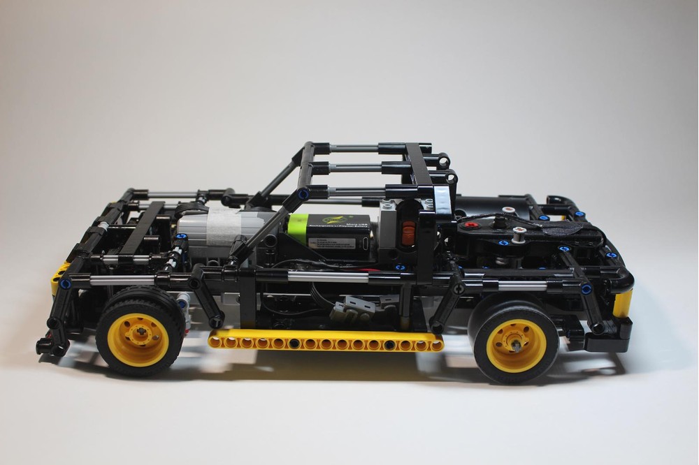 LEGO MOC Technic Drift car 4×4 by Green parrot | Rebrickable - Build ...