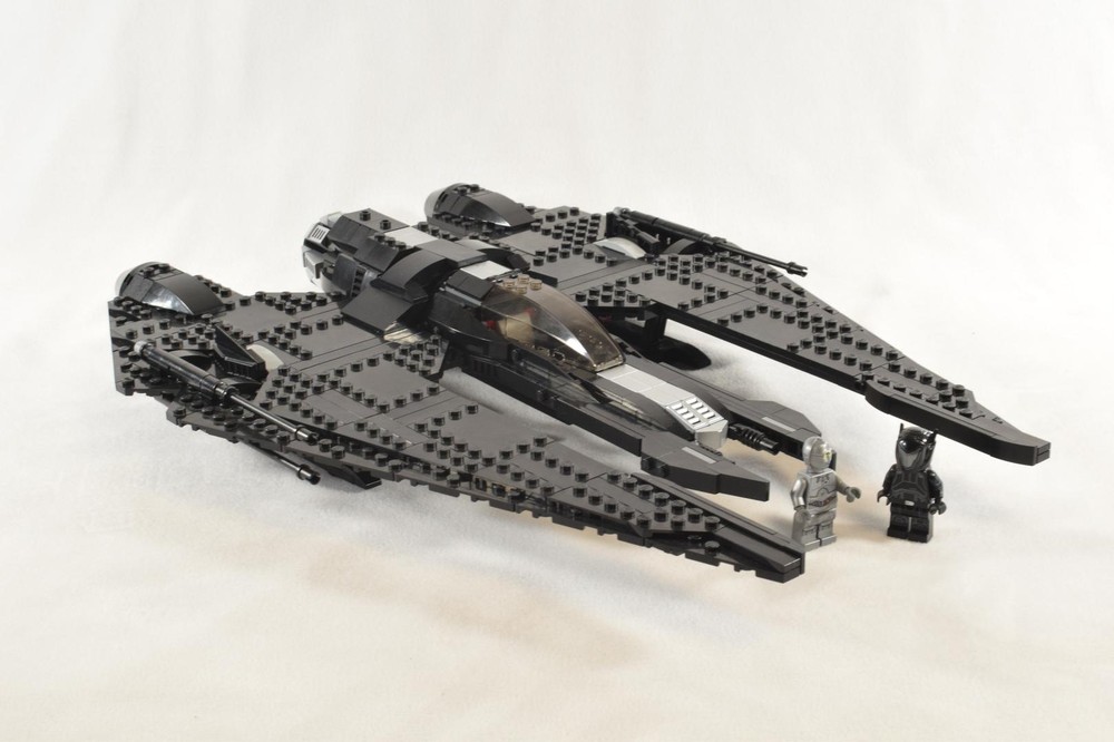 LEGO MOC Bat-Mandalorian Starfighter: The Shriek Hawk by Tj_the ...