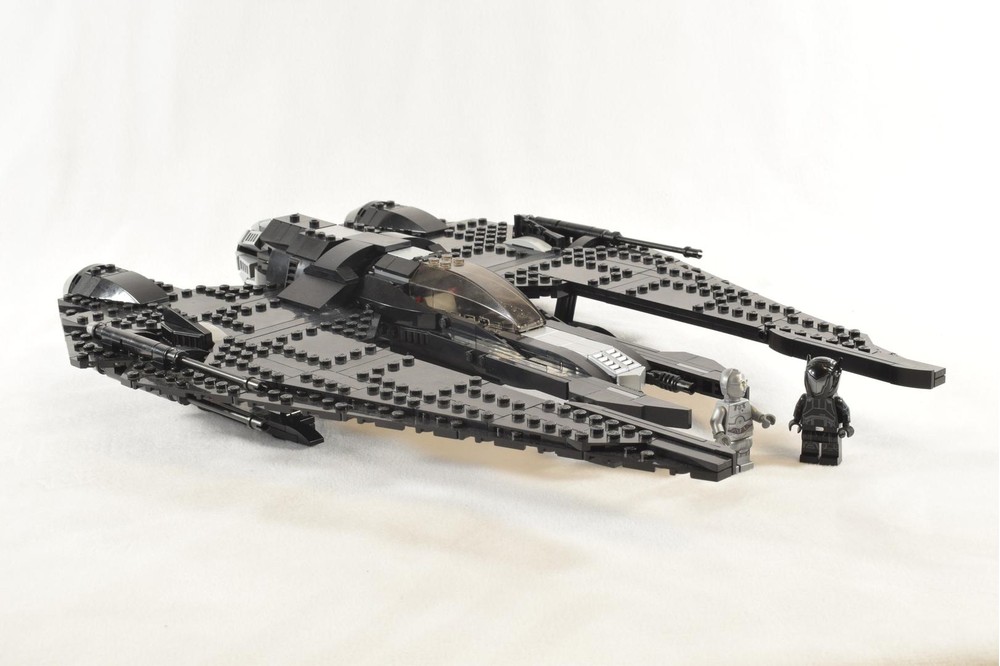 LEGO MOC Bat-Mandalorian Starfighter: The Shriek Hawk by Tj_the ...