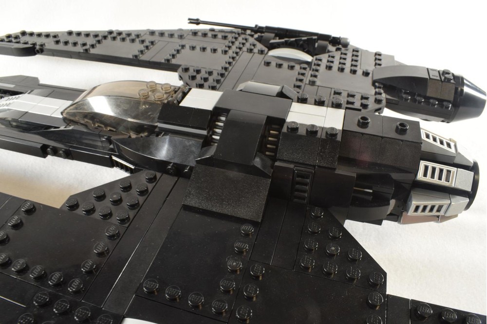 LEGO MOC Bat-Mandalorian Starfighter: The Shriek Hawk by Tj_the ...