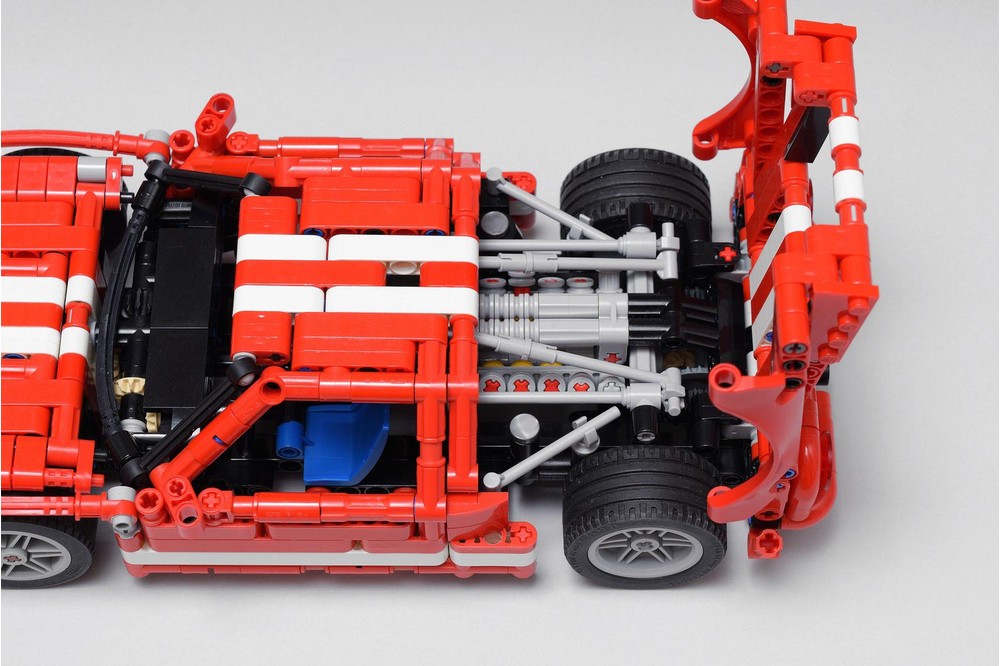 LEGO MOC 2005 Ford GT (1:16) by Artemy Zotov | Rebrickable - Build with ...