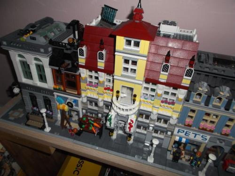 LEGO MOC Modular hospital by Bolbuyk | Rebrickable - Build with LEGO