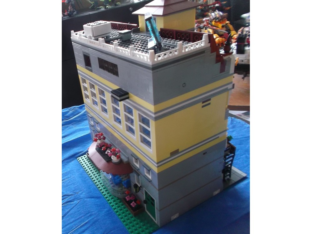 LEGO MOC Modular hospital by Bolbuyk | Rebrickable - Build with LEGO