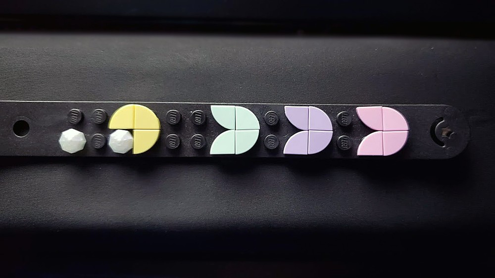Lego Moc Pac Man Bracelet By Astralproxy Rebrickable Build With Lego