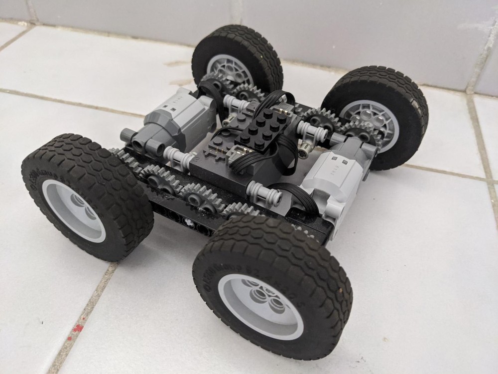 LEGO MOC Simple RC Reversible Car by dorireuv | Rebrickable - Build ...