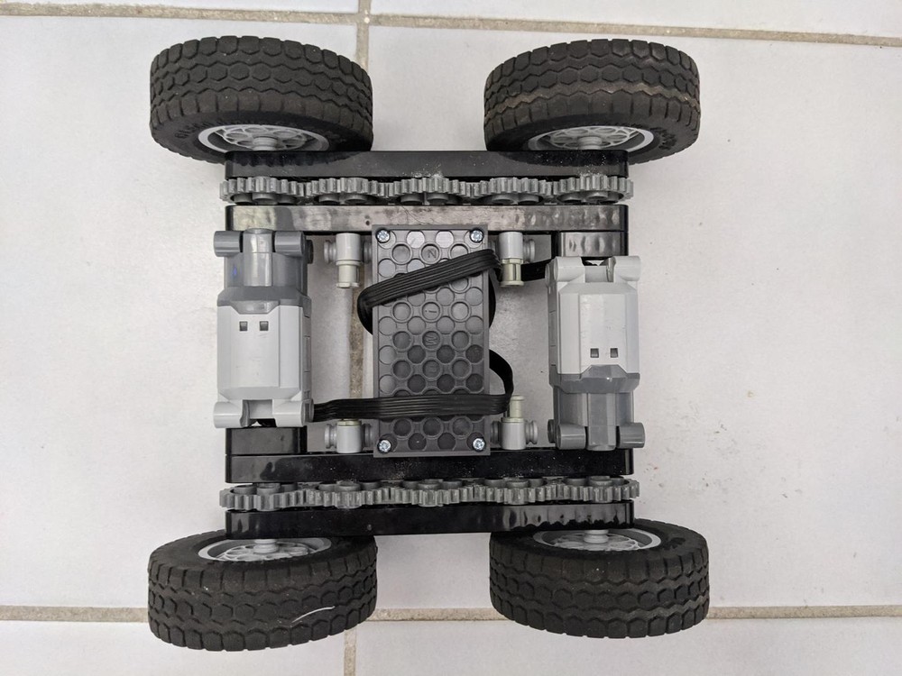 LEGO MOC Simple RC Reversible Car by dorireuv | Rebrickable - Build ...