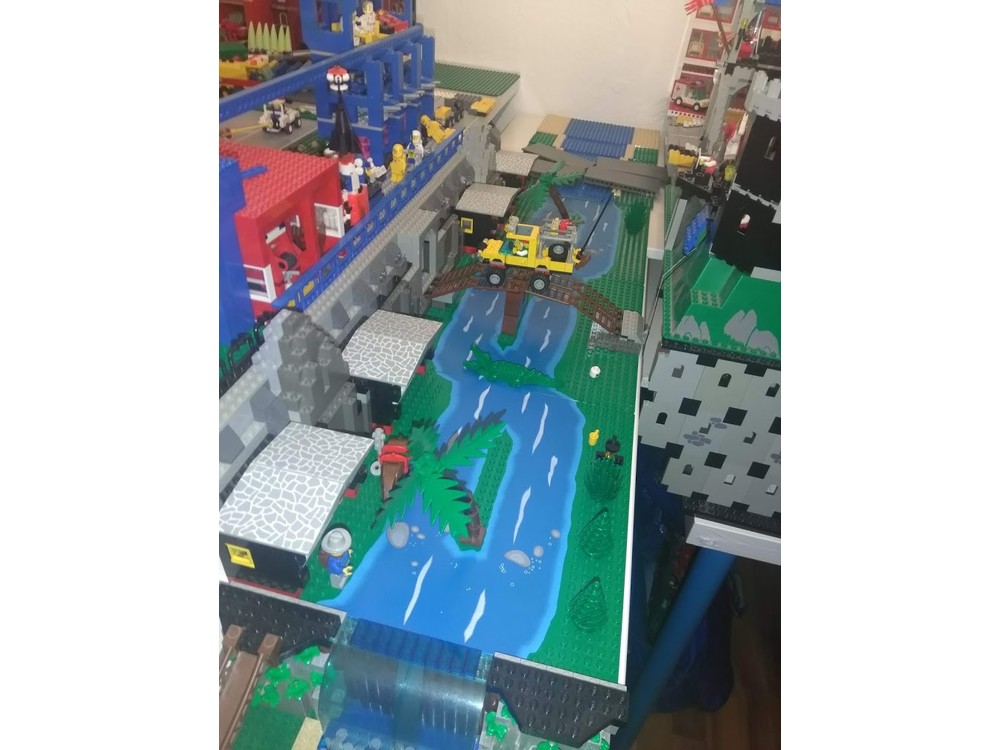 LEGO MOC Rocky River Retreat by Antarctica | Rebrickable - Build with LEGO