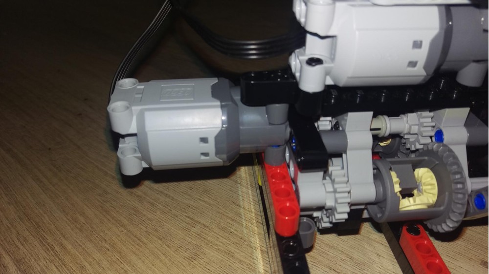 LEGO MOC-4540 IR Remote Control Tank Prototype by morphious ...