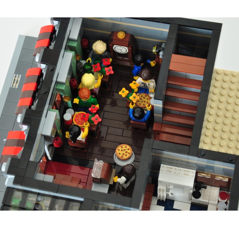 LEGO MOC Modular Pizza Parlor by peedeejay | Rebrickable - Build with LEGO