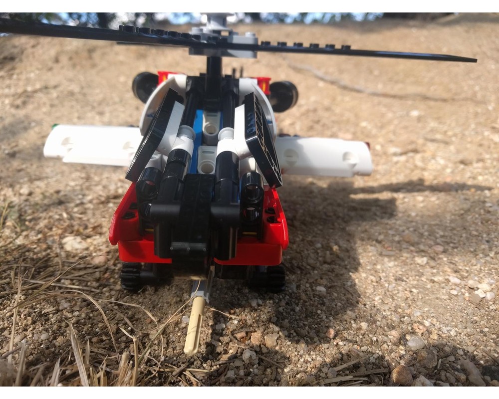 LEGO MOC AH 64 Apache (42092 Rescue Helicopter) by jpgon | Rebrickable ...