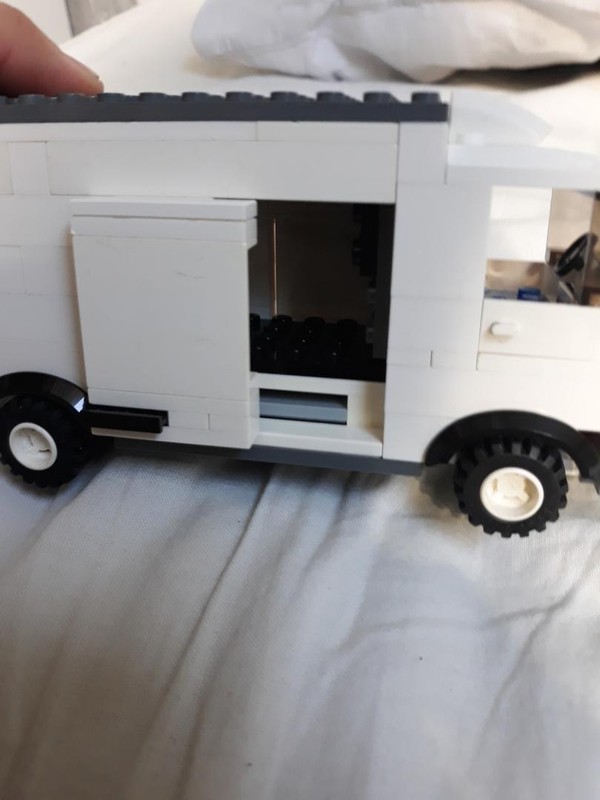 LEGO MOC sliding doors cargo van by kakeroni2 | Rebrickable - Build ...