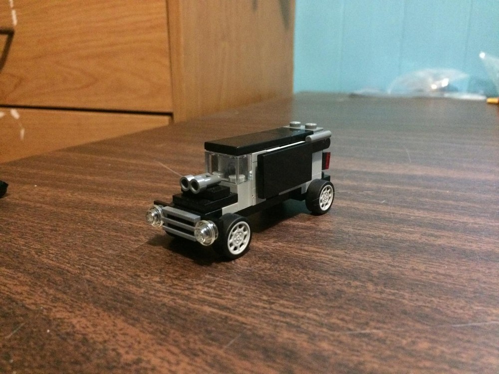 LEGO MOC-46388 the black truck by scott0808 | Rebrickable - Build with LEGO