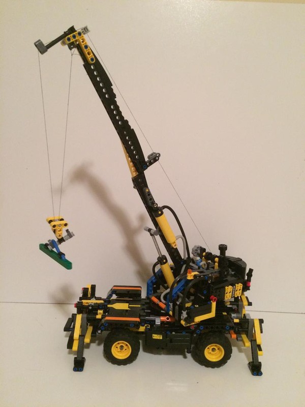Lego Moc Rough Terrain Crane By Mattmakes Rebrickable Build With Lego