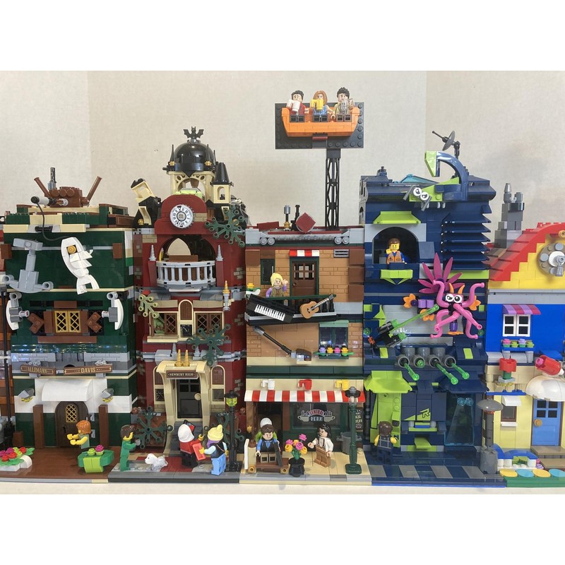 Lego Moc Modular Central Perk By Underthebricks Rebrickable Build