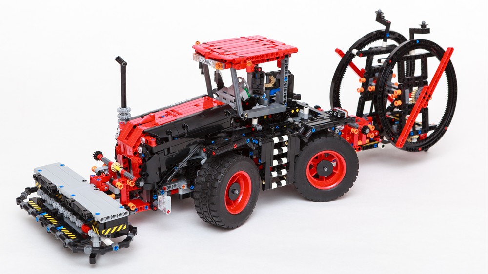 LEGO MOC Claas Xerion 5000 TRAC VC with 8 attachments (42082 c-model ...