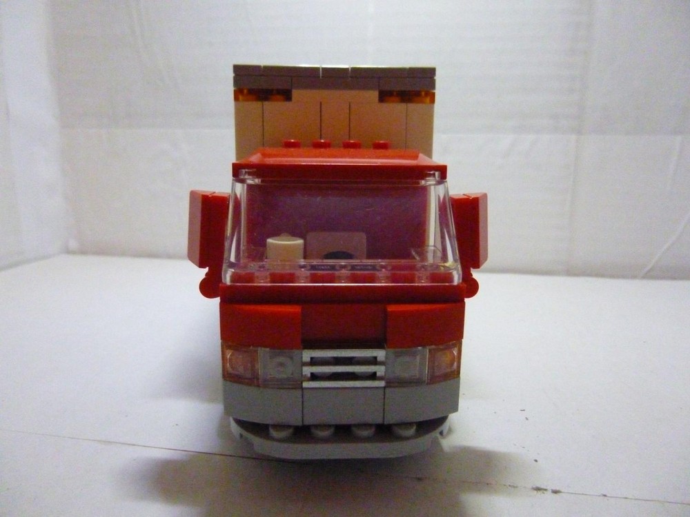 LEGO MOC Cargo-Van by BrickladySandra | Rebrickable - Build with LEGO