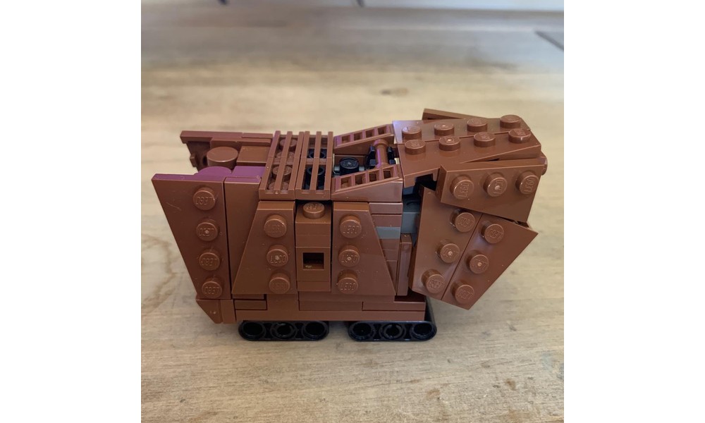 LEGO MOC Mini Sandcrawler by Brickopaths | Rebrickable - Build with LEGO