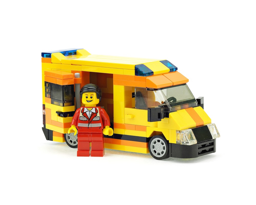 LEGO MOC-48007 Ambulance (Town > City > Hospital 2020) | Rebrickable ...