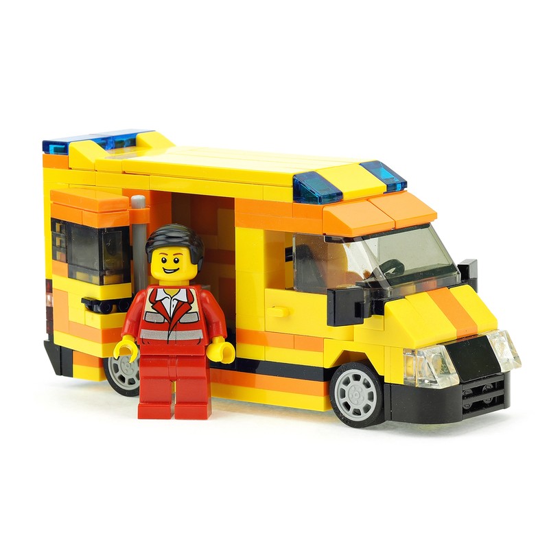 LEGO MOC Ambulance by De_Marco | Rebrickable - Build with LEGO