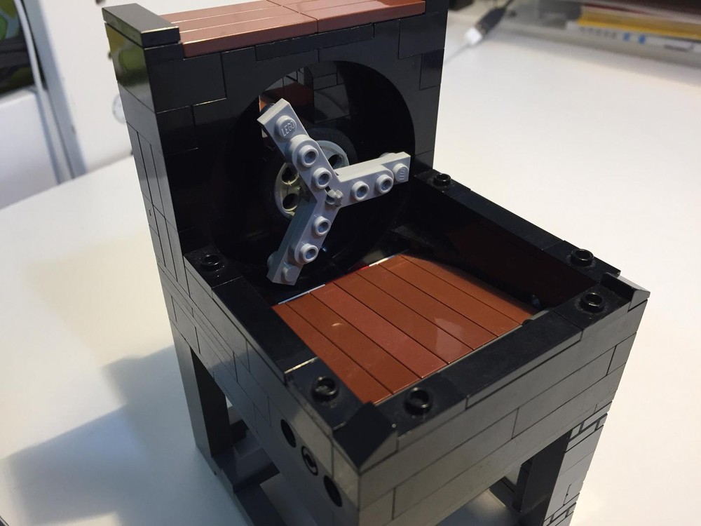 LEGO MOC GBC Fan v2 (Power Functions / 4.5v) by NonsenseWars ...