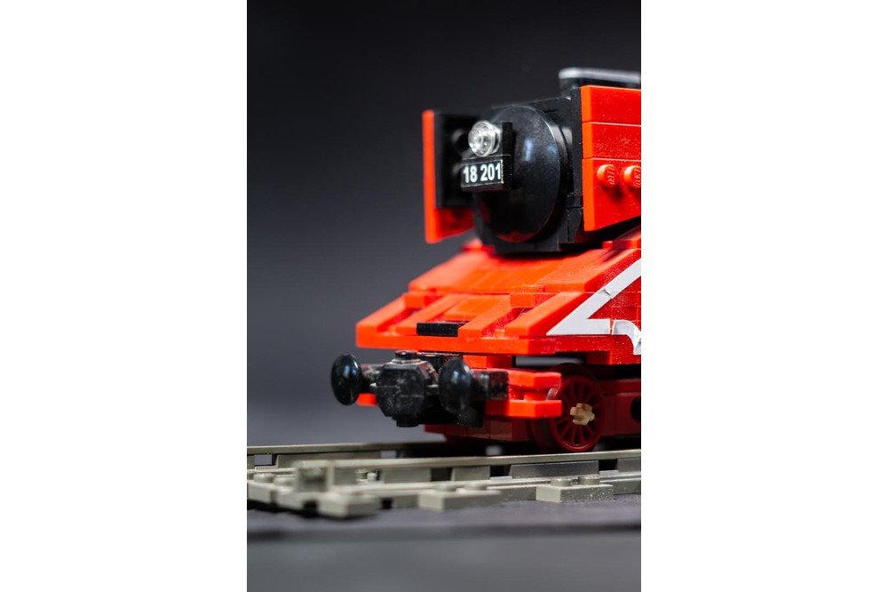 LEGO MOC Lego BR 18 201 steam locomotive by Der_Legologe | Rebrickable ...