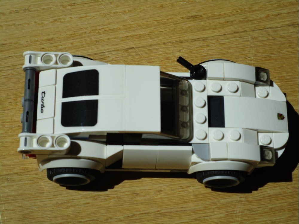 LEGO MOC-48689 1980s Supercar by BrickAddiction | Rebrickable - Build ...