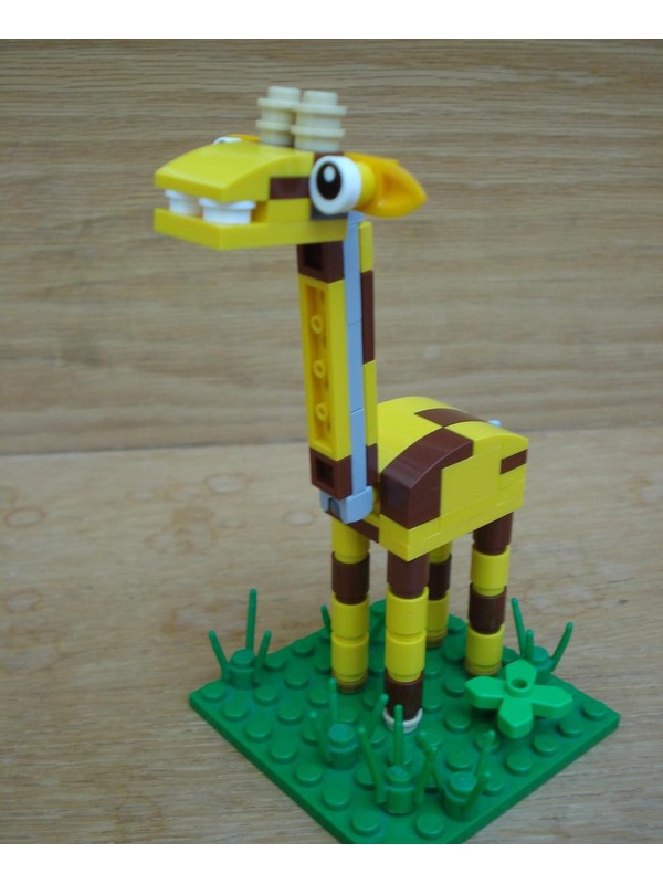LEGO MOC Giraffe by Nicole1 | Rebrickable - Build with LEGO