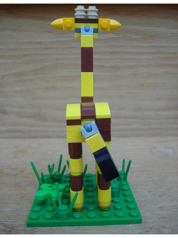 LEGO MOC Giraffe by Nicole1 | Rebrickable - Build with LEGO