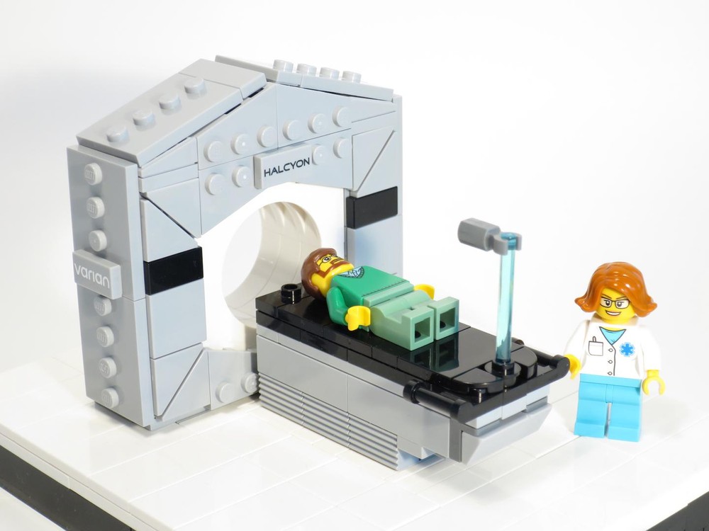 LEGO MOC Radiotherapy Treatment Device by lunabricks | Rebrickable ...