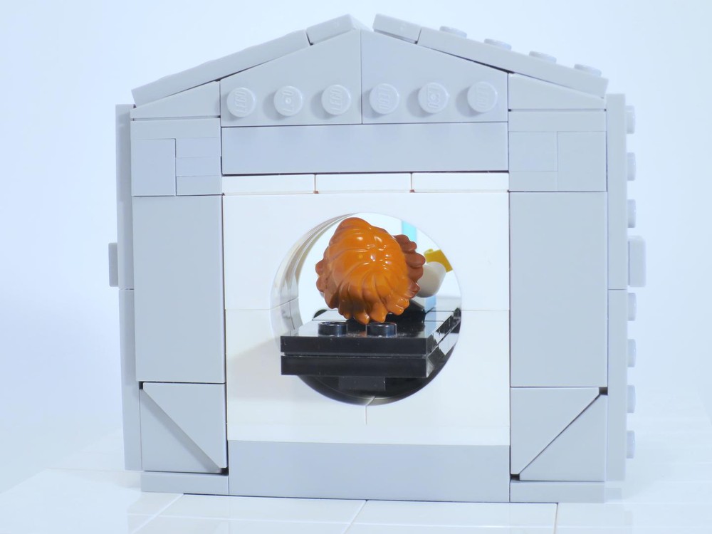 LEGO MOC Radiotherapy Treatment Device by lunabricks | Rebrickable ...