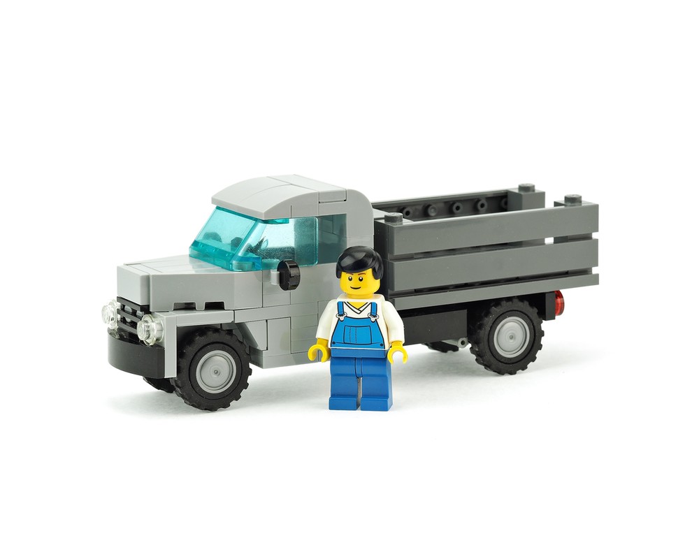 LEGO MOC Grey vintage truck by De_Marco | Rebrickable - Build with LEGO