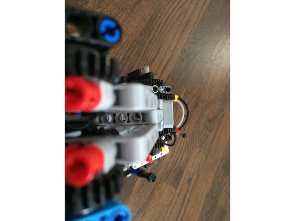 LEGO MOC Mechanical Arm by gnocchi_the_cat | Rebrickable - Build with LEGO